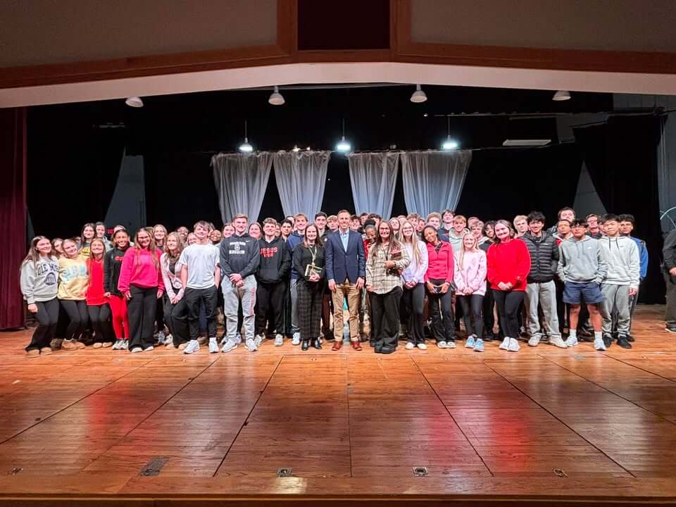 Mississippi State Auditor Shad White Visits Corinth High School ...